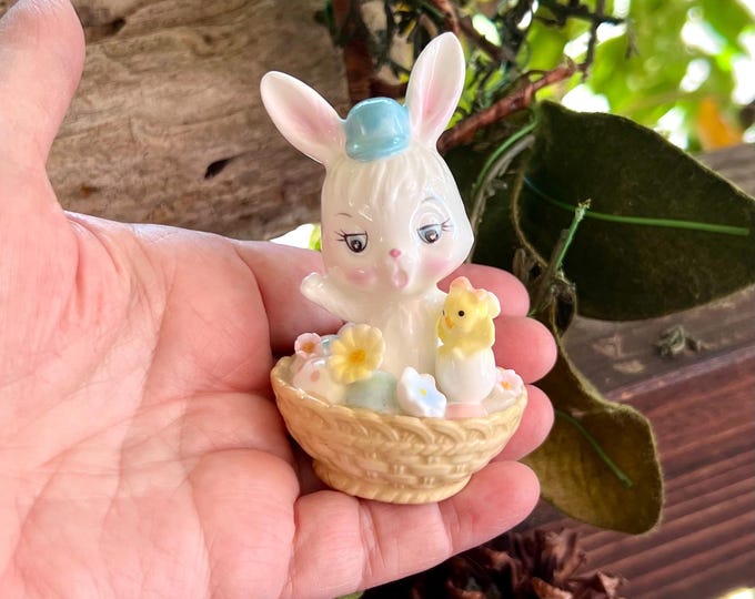 Vintage NAPCO Boy Bunny Rabbit Figurine 1960 1970 Ceramic Floral Easter ...