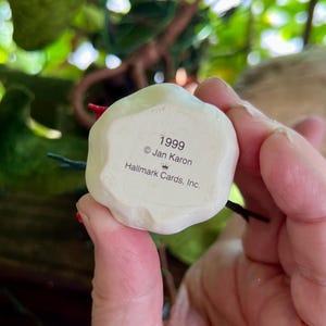 Vintage MITFORD Snowman Christmas Ornament 1999 Hallmark Jan Karon Red ...