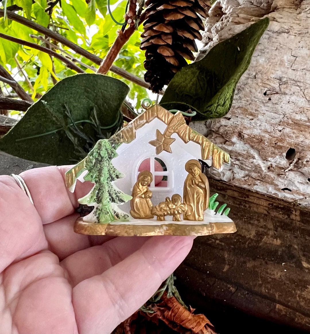 Vintage Shiny Brite Nativity Christmas Ornament Nativity Diorama ...