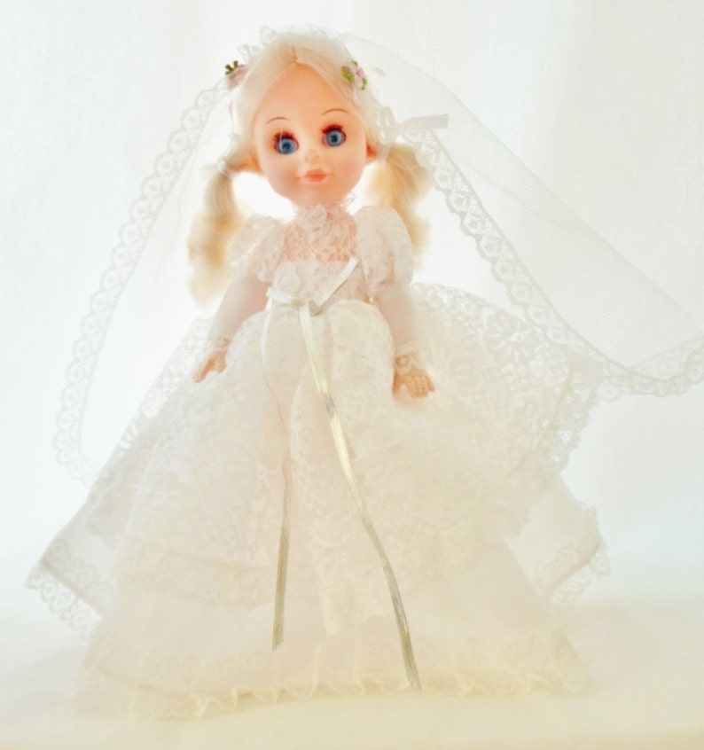 Vintage 1971 Uneeda Doll Co Inc. 11 Bride Doll Made in - Etsy