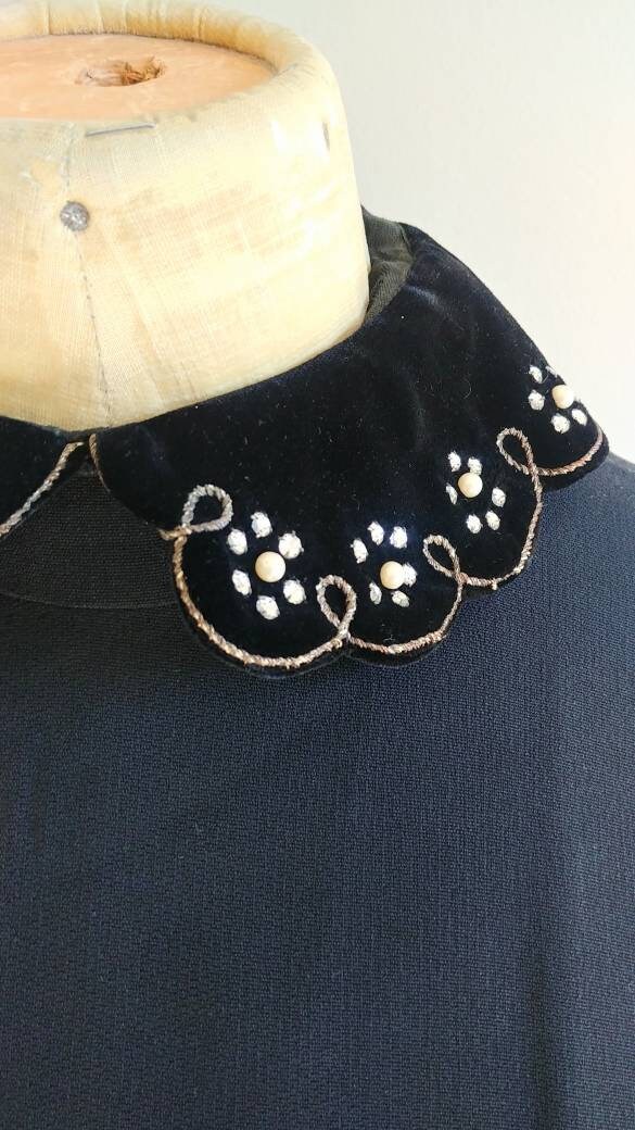 Small Vintage 1950s Black Velvet Rhinestone Peter Pan Collar | Etsy