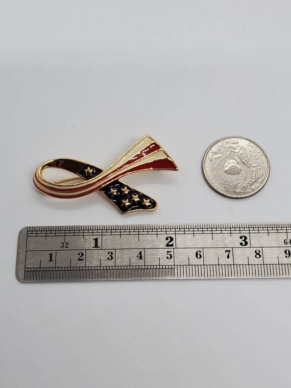 Darlene Enamel Gold Tone American Flag Ribbon Pin Bro… - Gem
