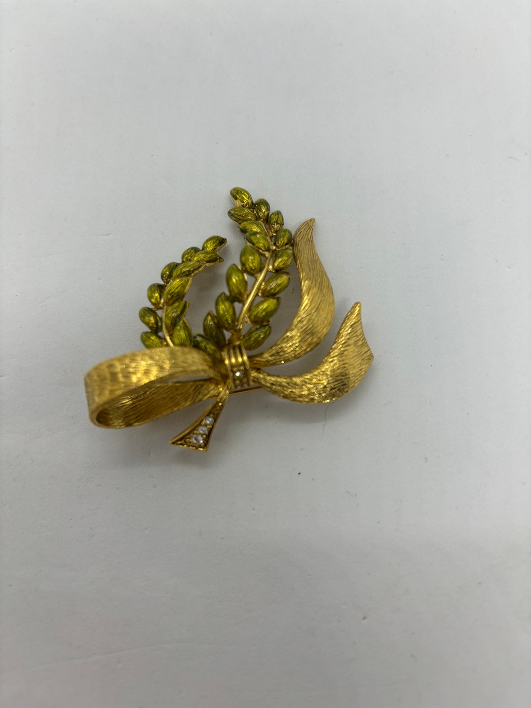 Joan Rivers Gold Toned Pin and Stern Enamel Wreath Bow Brooch Signed - Etsy