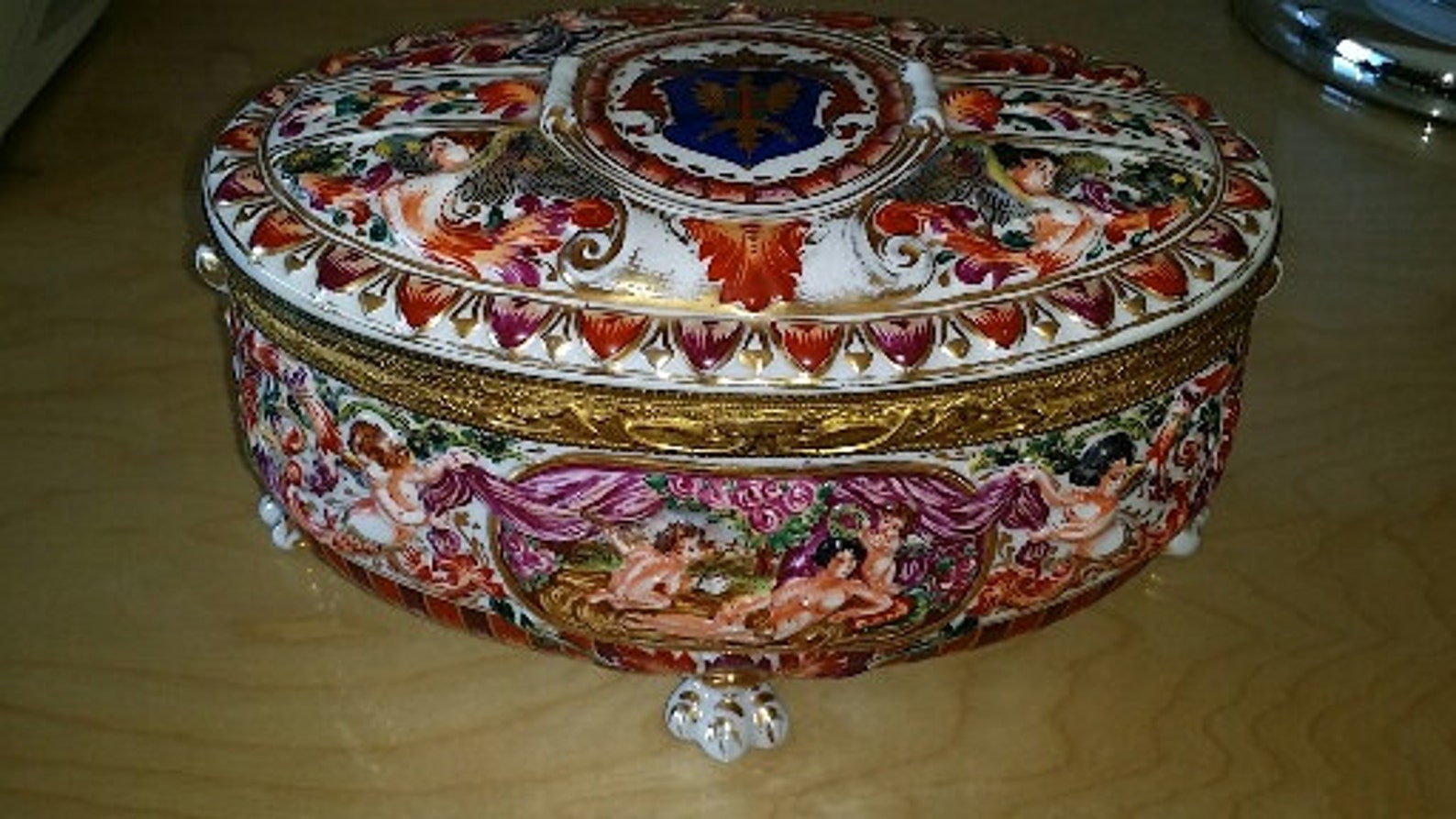 Capodimonte Italian Royal Coat of Arms Trinket Box Made in - Etsy
