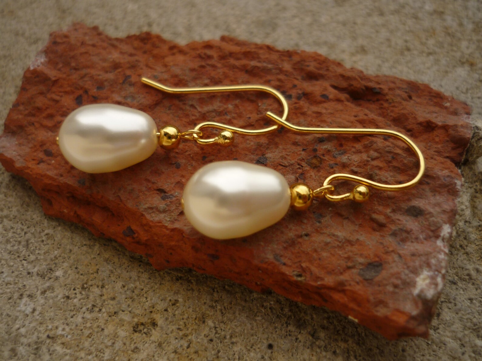 Pear Shaped Pearl Earrings Cream Pearl Earrings Pearls and | Etsy