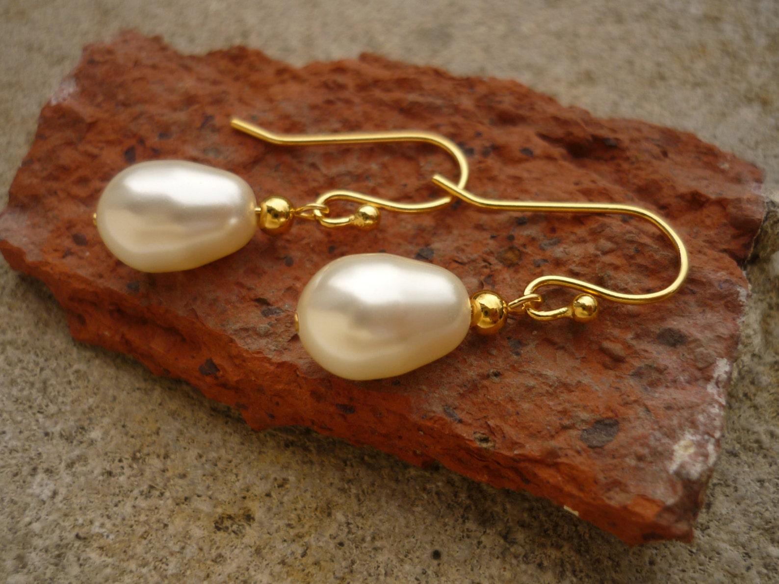 Pear Shaped Pearl Earrings Cream Pearl Earrings Pearls and | Etsy