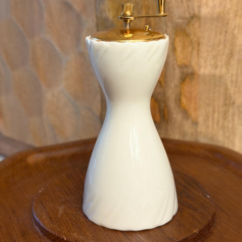 Vintage Pepper Mill Mcm - Etsy