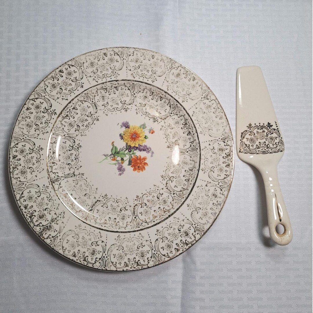 Vintage 1940s Homer Laughlin Cake Plate and Server Lafayette 22K Gold ...
