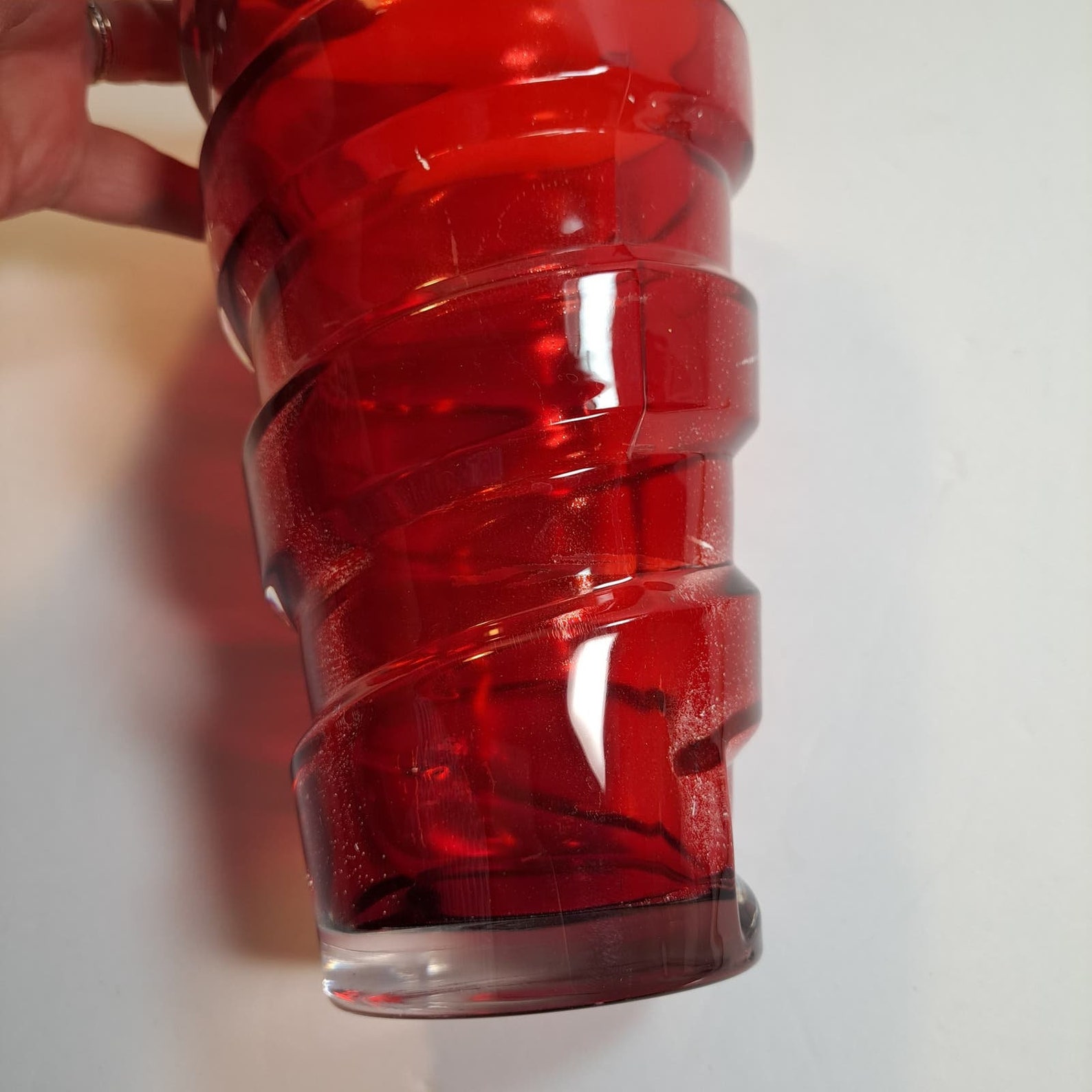 Vintage Ruby Red Spiral Swirl Art Glass Vase 9 Unmarked Centerpiece ...