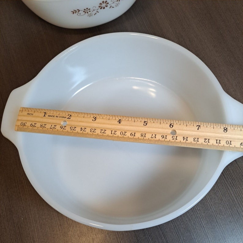 Vintage 1950s Dynaware Pyr-o-rey Brown Daisy Milk Glass Casserole ...