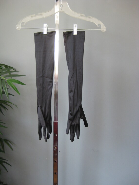 Gloves / Vtg 60s / Super Long Opera Length Purple Glo… - Gem