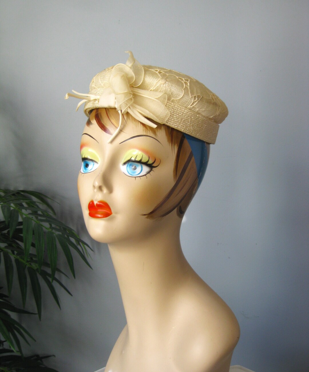 Ivory Floral Cap / Vtg 50s / Firm Body Cap With Little Flourish - Etsy