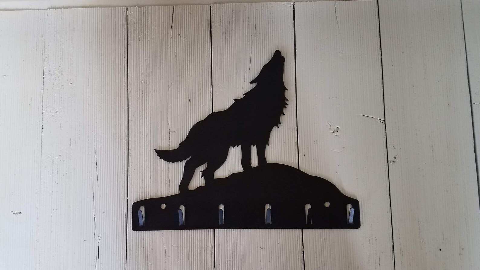 Metal Wolf Key Hanger - Etsy
