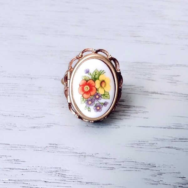 Avon Ring - Etsy
