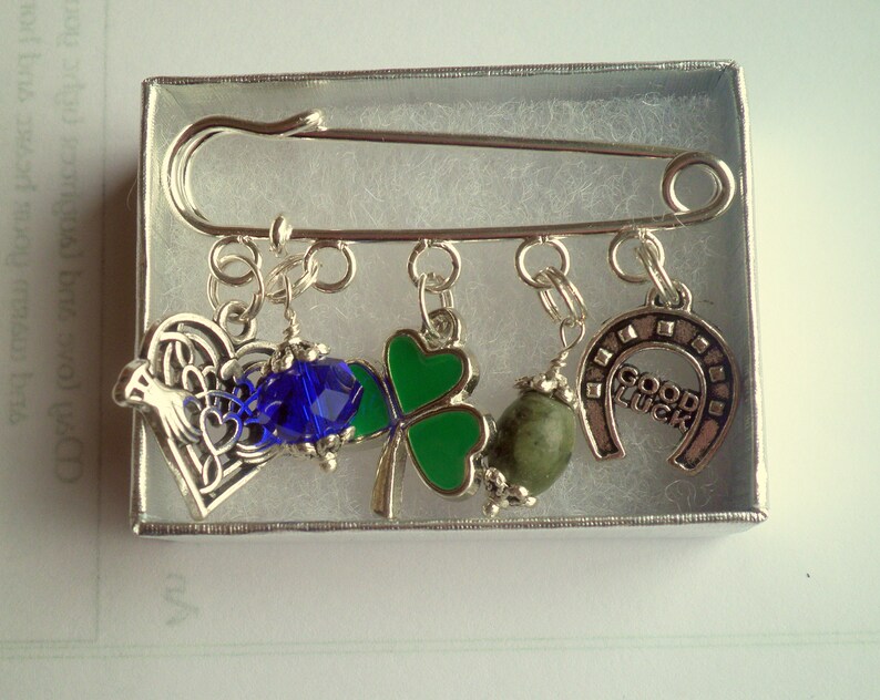 Lucky Wedding Pin Irish Wedding pin Ireland Charms Bouquet | Etsy