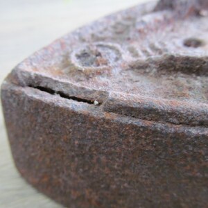 Antique Cast Iron Sad Iron: Rustic Decor, Doorstop, Bookend - Etsy