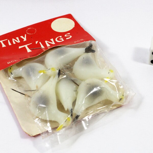 Plastic Seagulls - Etsy