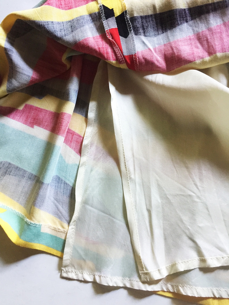 1980s Horizontal Jagged Stripe Full Skirt Bright Colors XS - Etsy