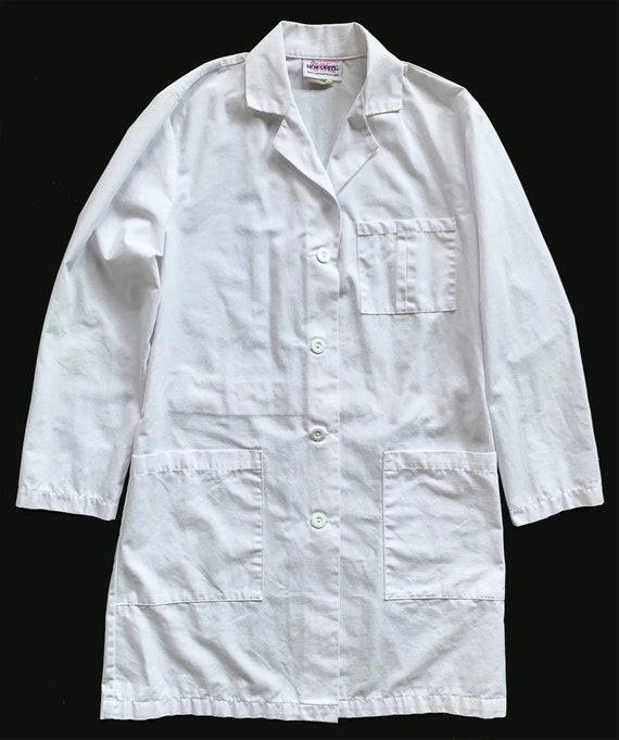 1970s white lab - Gem