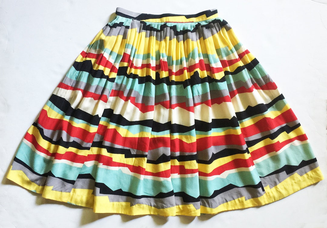 1980s Horizontal Jagged Stripe Full Skirt Bright Colors XS - Etsy