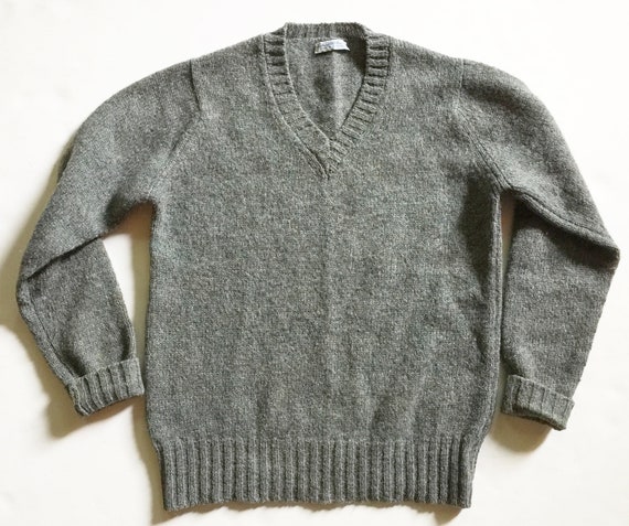 Vintage 1960s Variegated Grey Scottish Wool V Neck Sw… - Gem