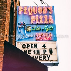 PEQUODS PIZZA, Chicago, IL - Unframed Photography Print - Chicago Style ...