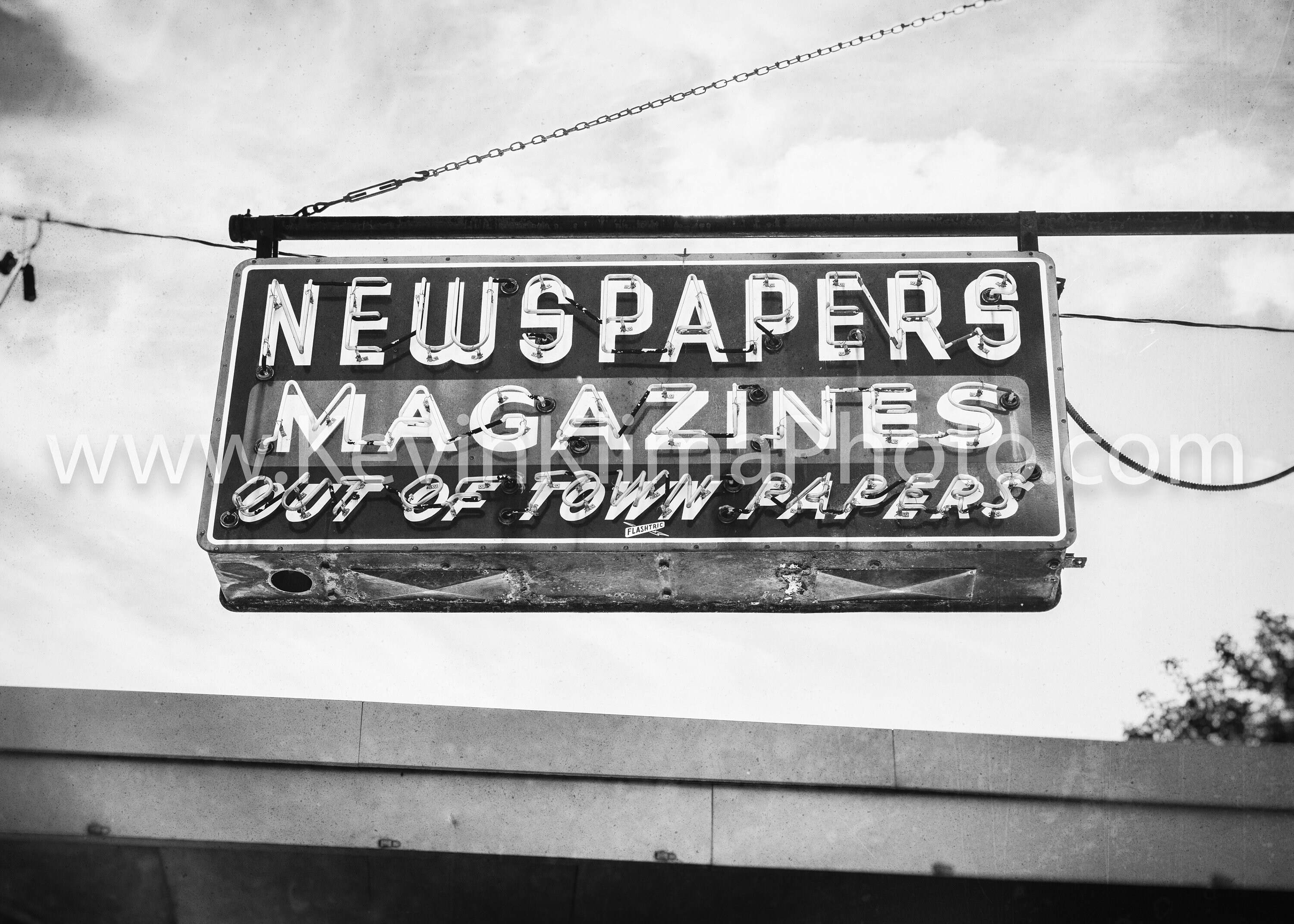 Newspaper Stand - Magazine Stand Sign - Neon Sign Art - Unframed Fine ...