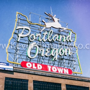 PORTLAND, OREGON Wall Art - Unframed Photography Print - Downtown, Old ...