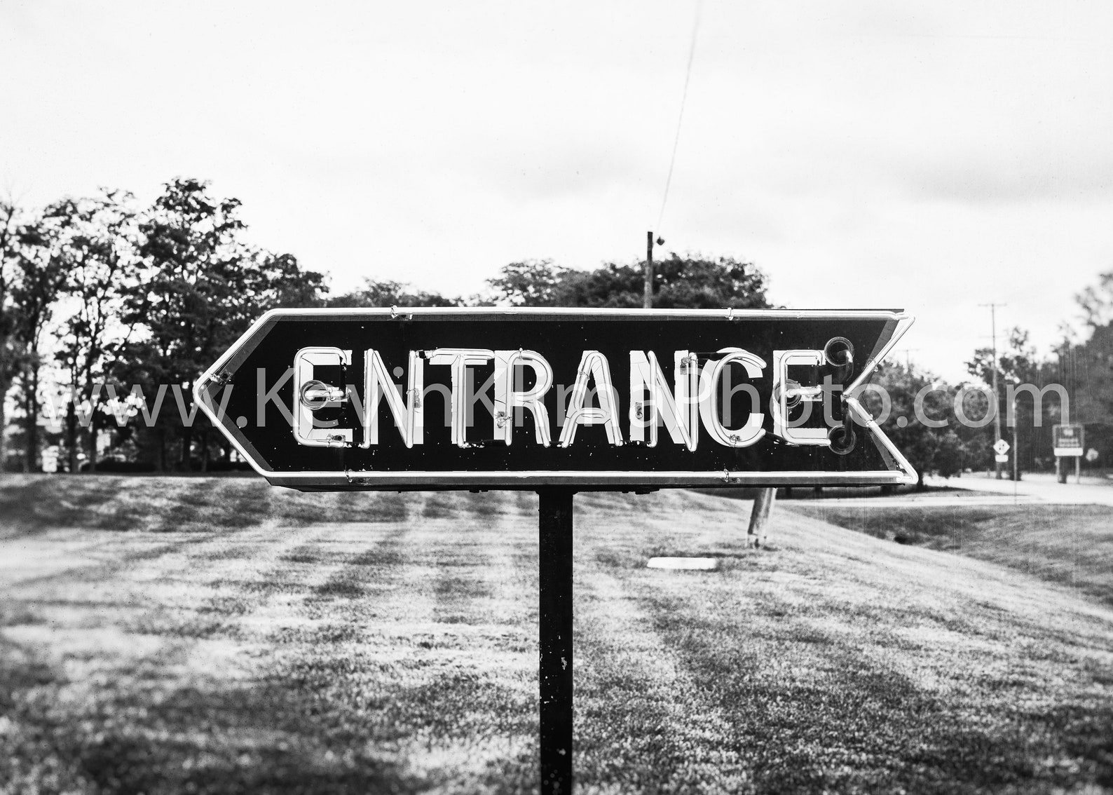 Entrance Arrow Sign Photography Original Wall Art Photo - Etsy