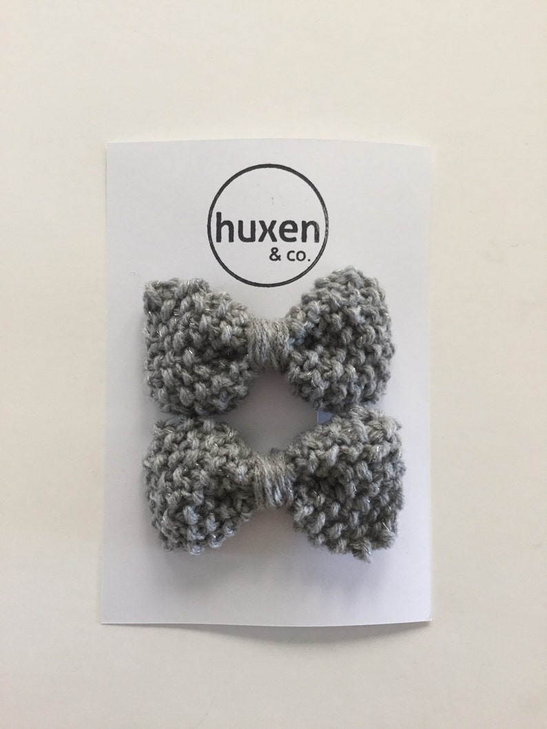 Set of Two GREY KNIT BOWS With Silver Specks Hand Knit Bows - Etsy