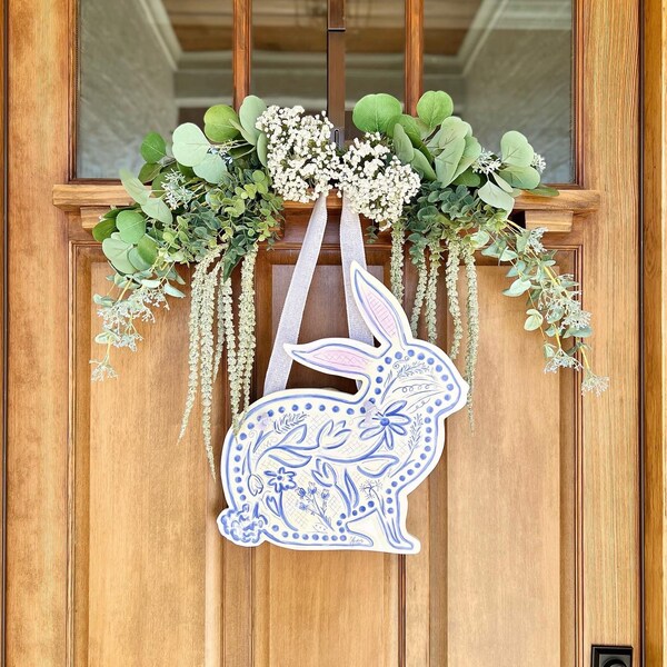 Chinoiserie Bunny Door Hanger - Etsy