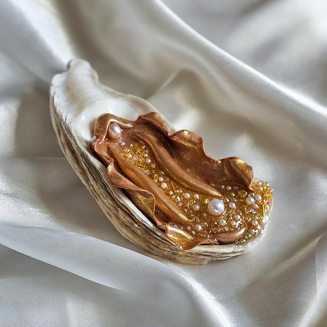 Oyster Shell Vulva Sculpture LDR Collection No. 108 Sad Gal Co. - Etsy