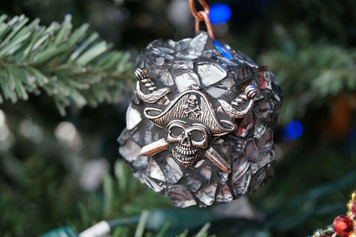 Pirates of the Caribbean Christmas Tree Ornament Pirate - Etsy