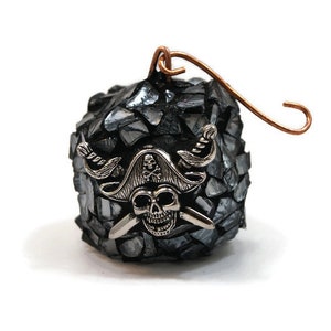 Pirates of the Caribbean Christmas Tree Ornament, Pirate Skull ...