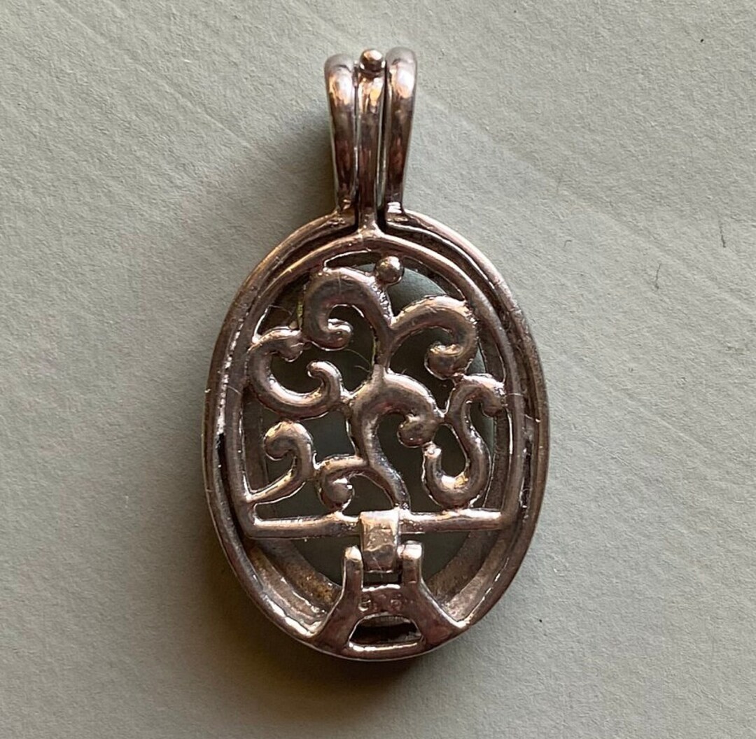Silver Tree of Life Oval Pendant Measures 1 1/8 Inch From Top to Bottom ...