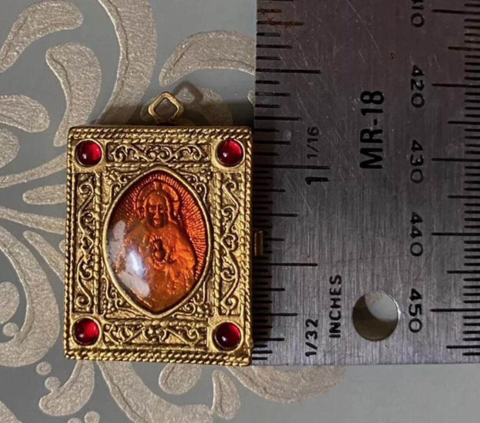 Religious Holy Jesus Bible Necklace Openable Prayer Book Pendant Red ...