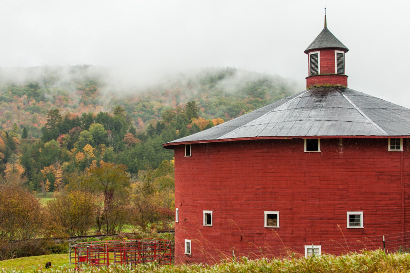 The Round Barn - Nature Photography, Landscape Photography, Fall ...