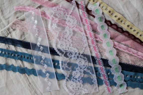Vintage lace selection pack perfect for slow stitching doll | Etsy