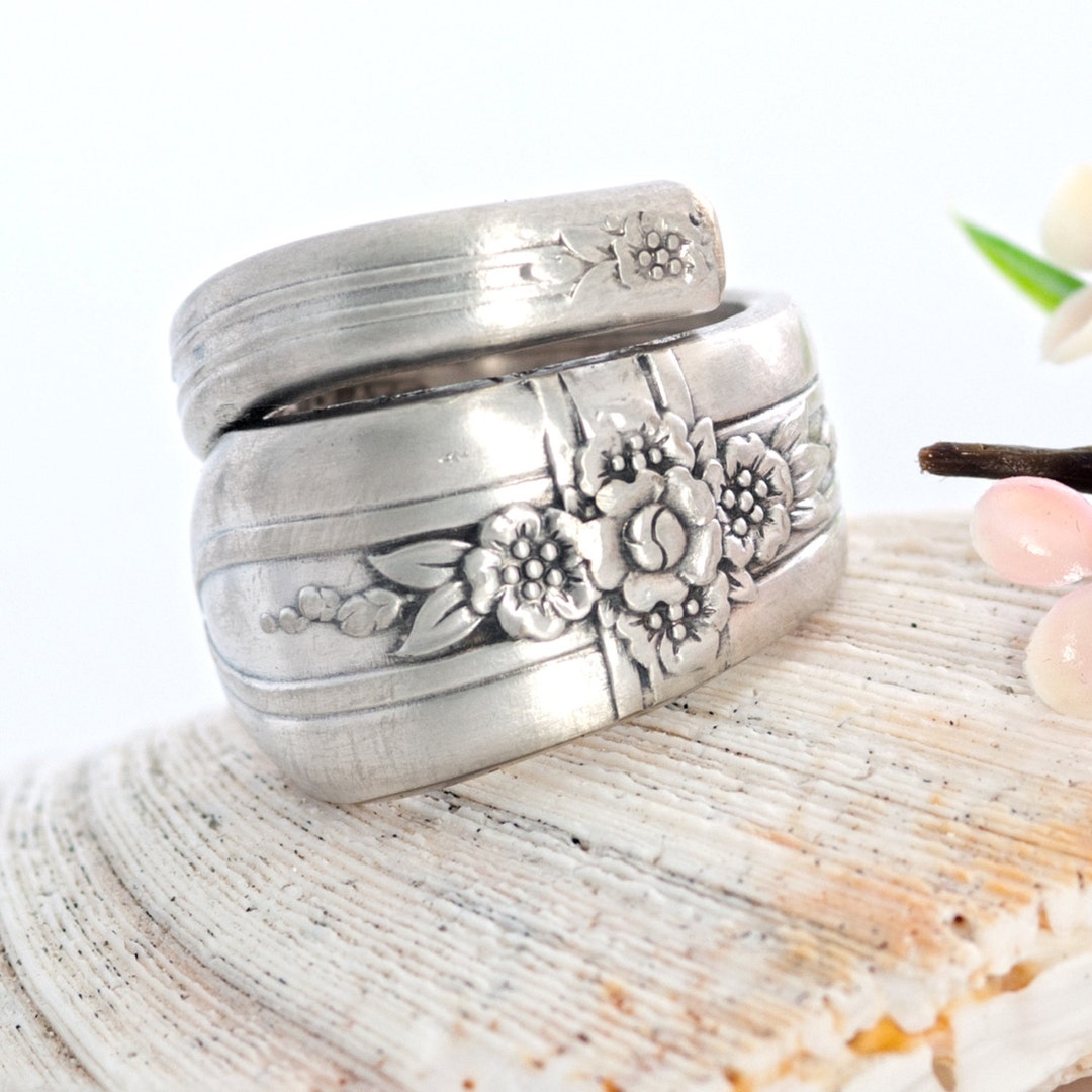 Spoon Ring, Vintage Triumph Spoon Ring, 1941 Spoon Jewelry, Silverware ...