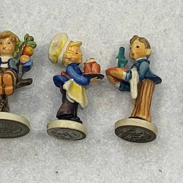 Goebel Miniatures - 60+ Goebel Miniatures for 2023