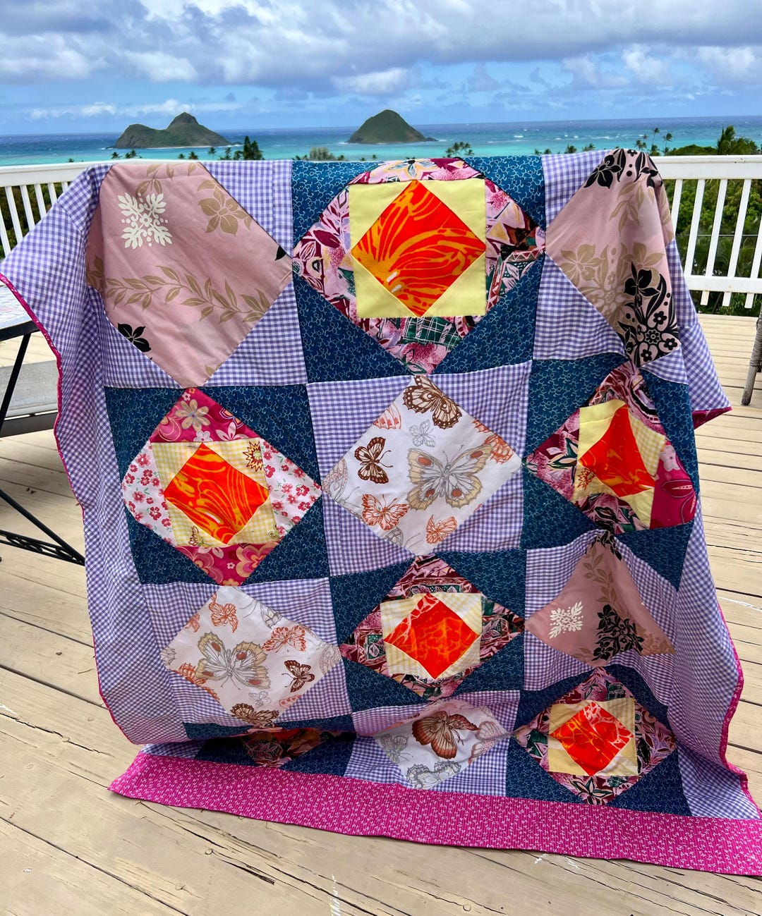 Discovered in Hawaii. Gorgeous Handmade Hawaiian Quilt. Beautifully ...