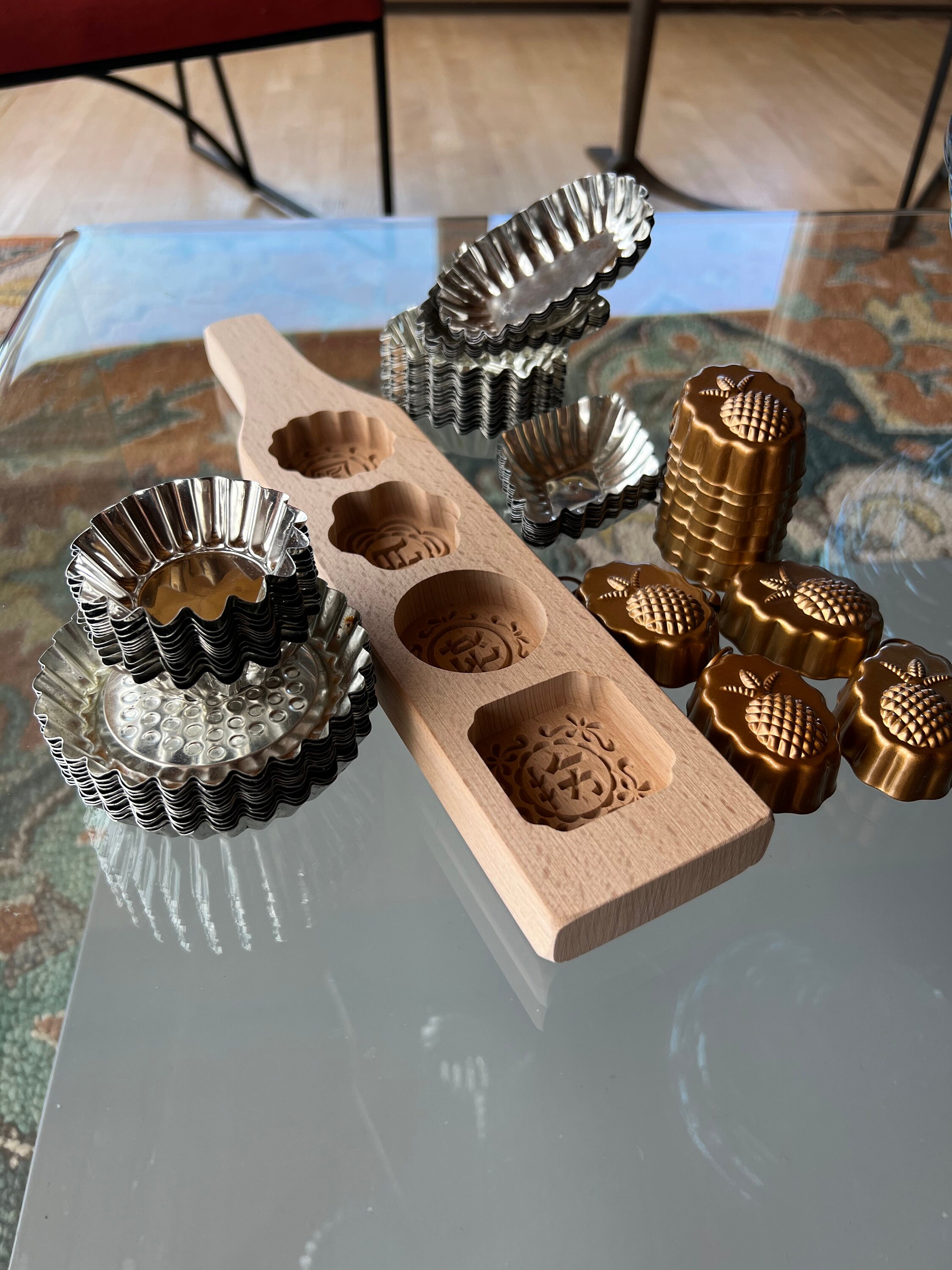 Time for Tarts! A Variety of 72 Mold - Metal Sandbakkel Tart Tins in an ...