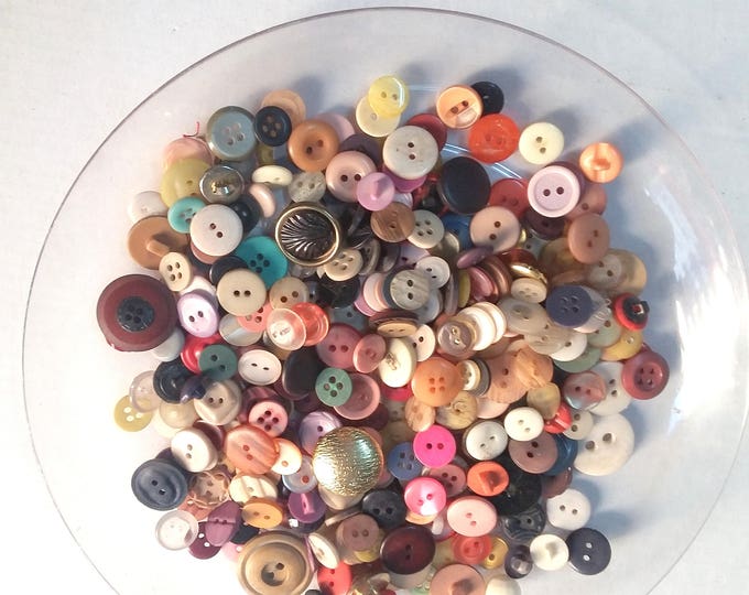 Mixed Buttons for Kids Crafts and Sewing, 100 Pc Lot of Vintage and New ...