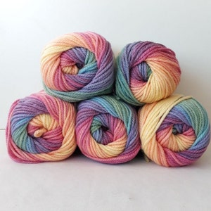 10 Skeins Soft Rainbow Knitting Yarn Sundown DK, Double Knitting Yarn ...