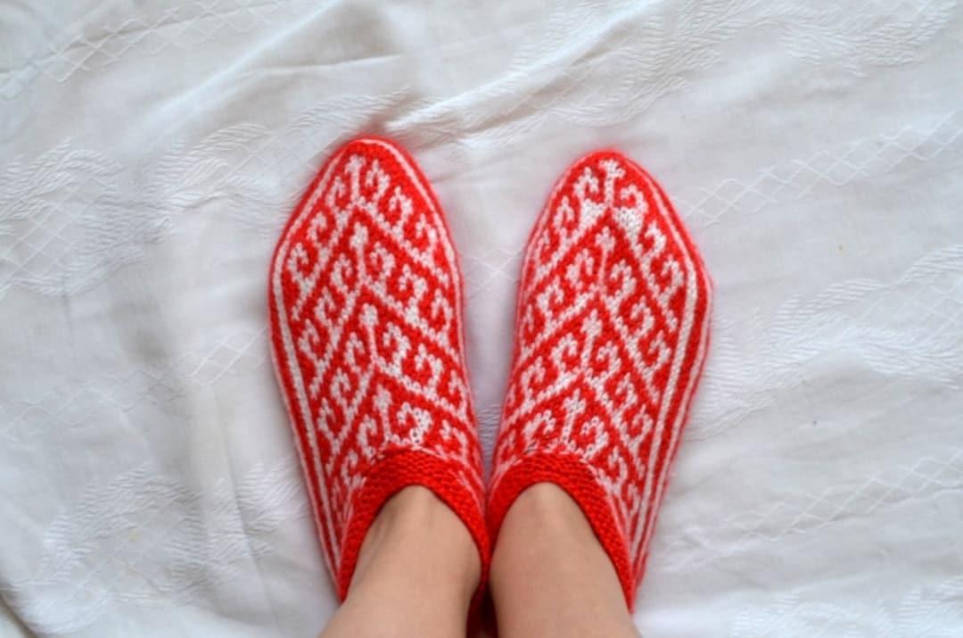 Red White Hand Knit Women Winter Socks, Crochet Womens Slippers, Knit ...