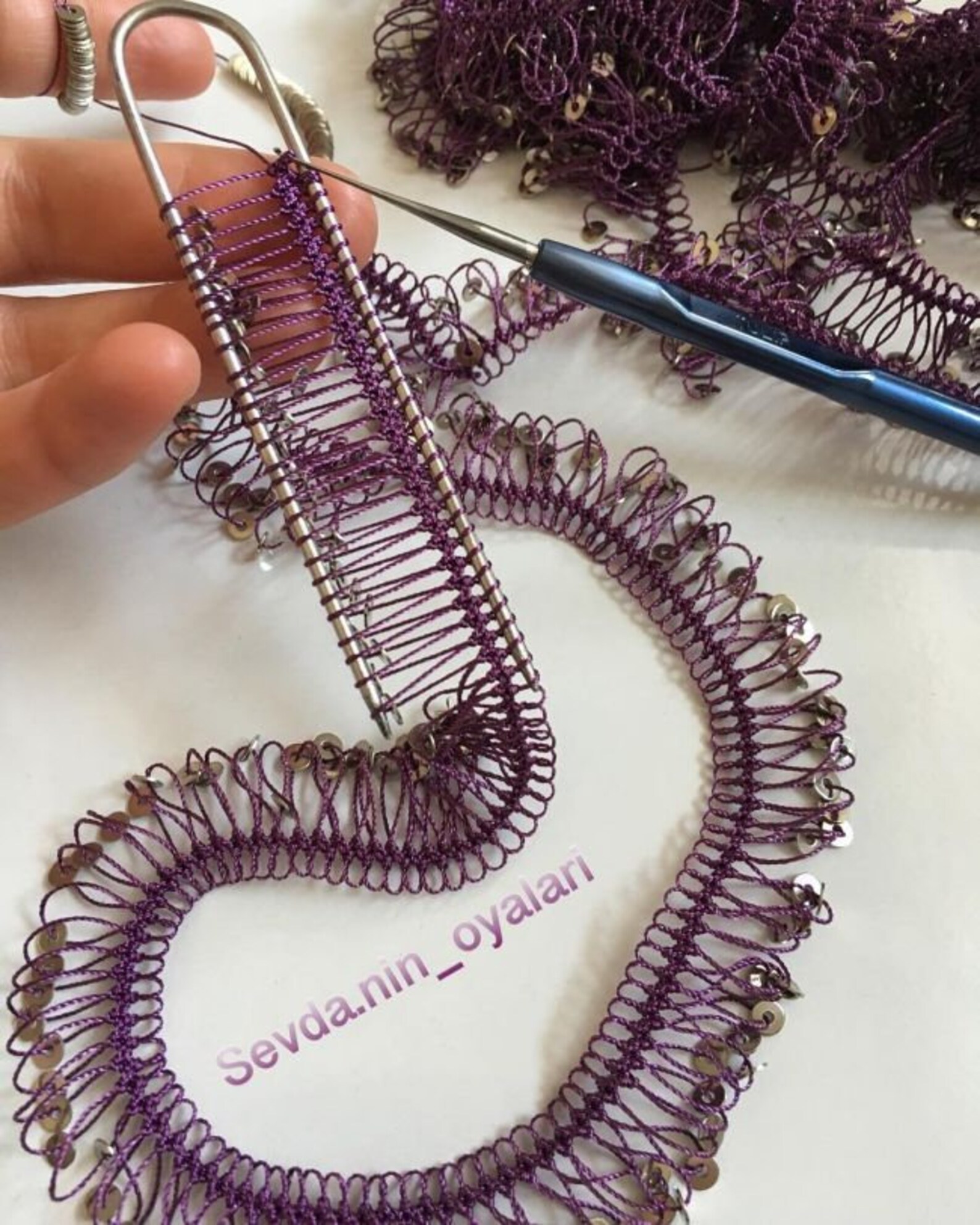 Hairpin Crochet Fork, Hairpin Lace Crochet Loom, Crochet on a Pin ...