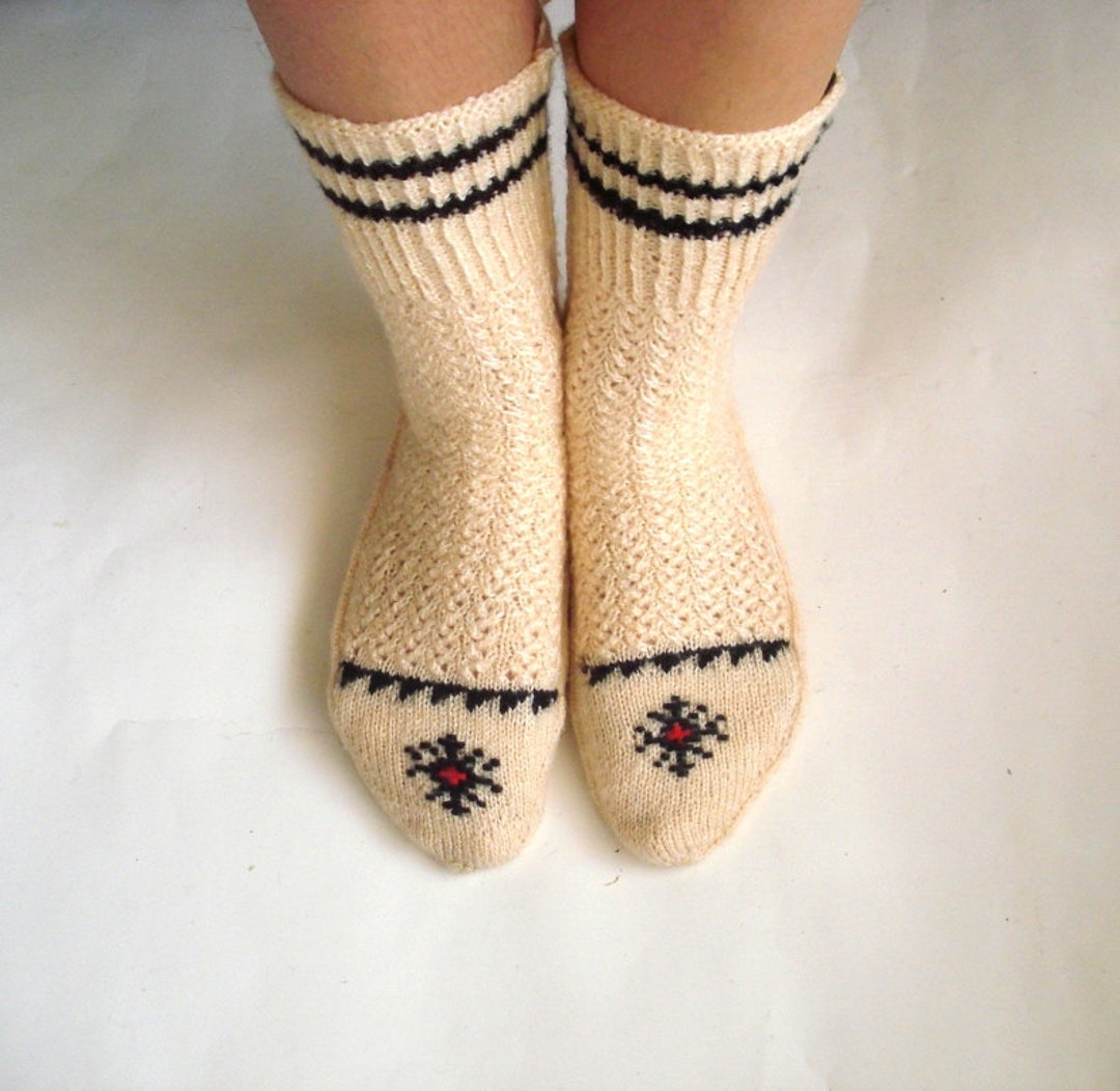 Cable Knit Socks, Cream Hand Knit Wool Women Cable Knit Winter Socks - Etsy