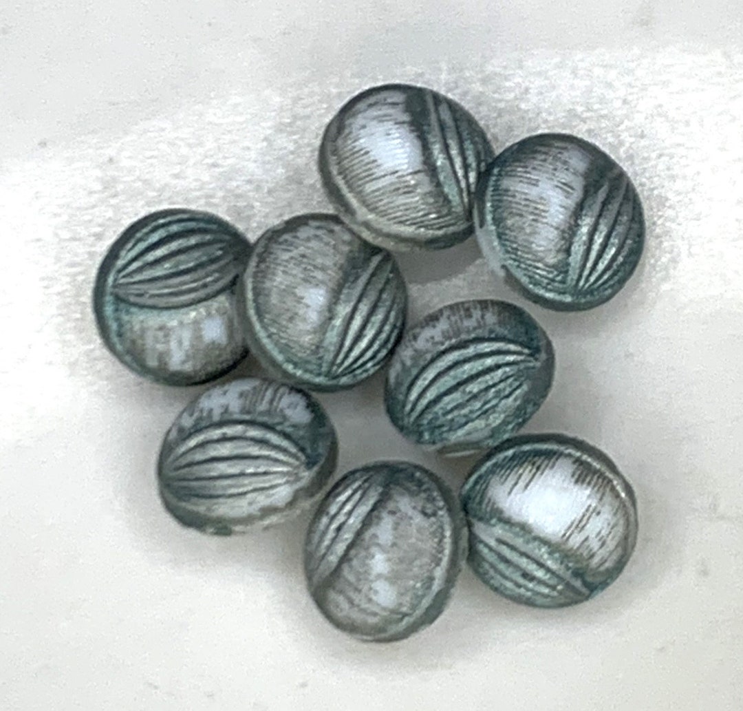 Antique/vintage Green Glass Buttons, Diminutives, Victorian - Set of 8 ...