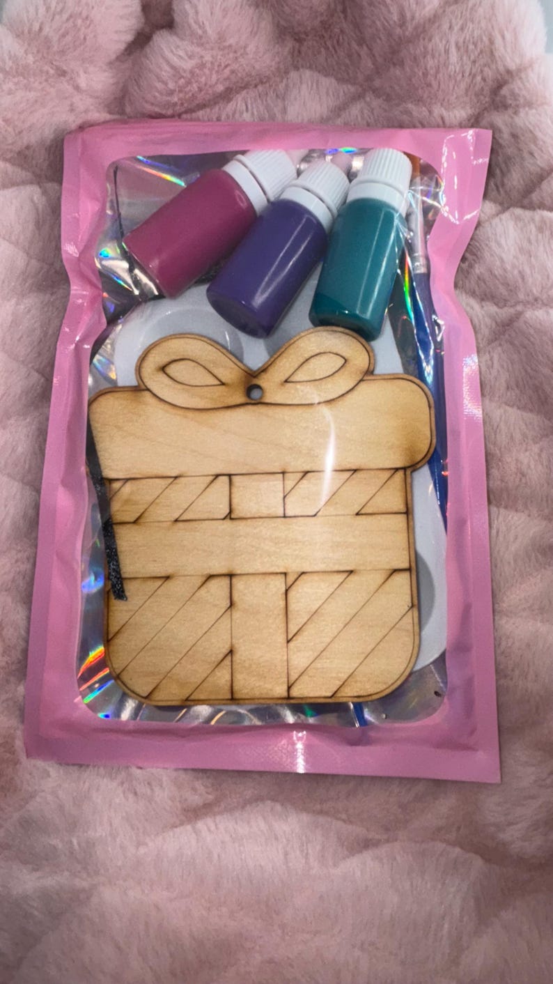 Christmas DIY Paint Kit | Includes All Supplies | Laser Cut Ornament ...
