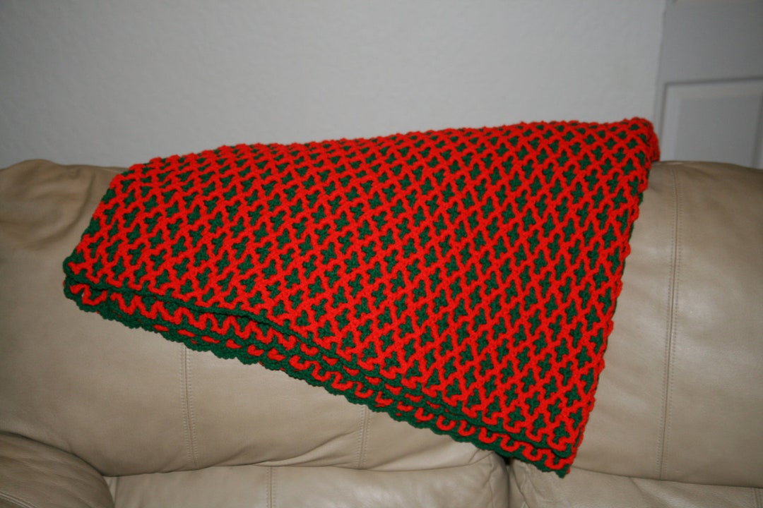 Red and Green Interlocking Crochet Afghan - Etsy